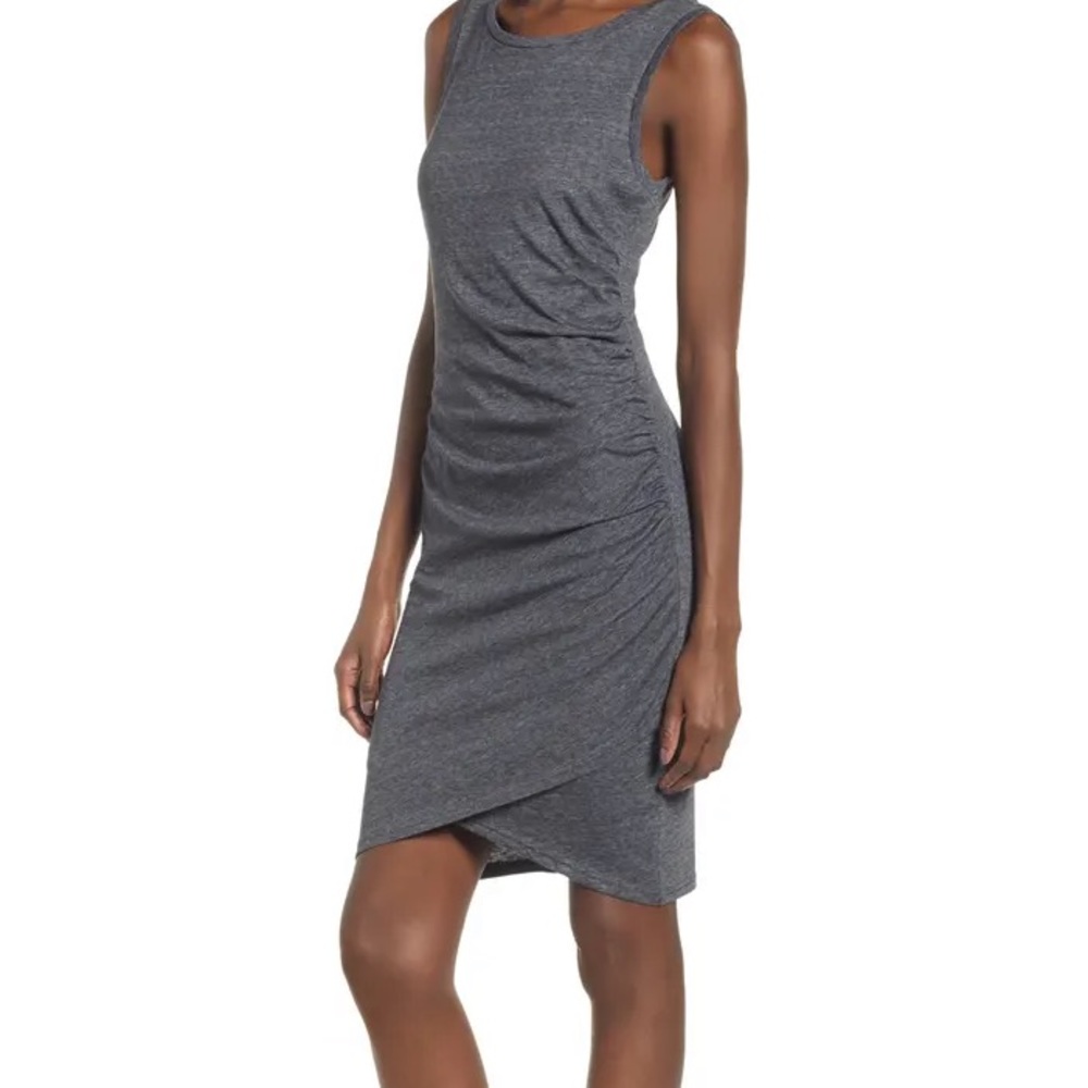 Ruched Body-Con Sleeveless Dress Leith Size Small - Gem